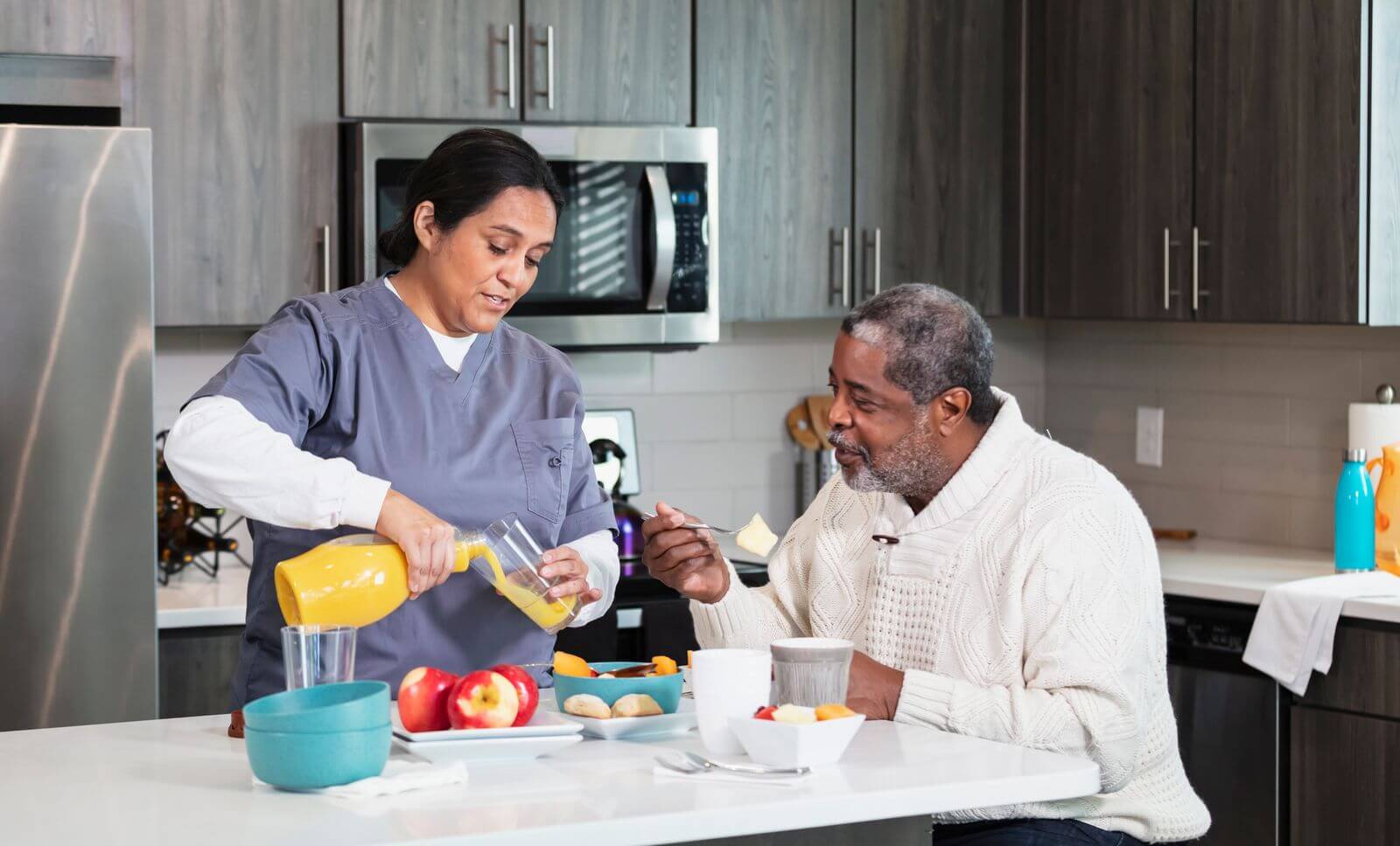 Signs Your Aging Parent Needs Help at Home | Family Assets
